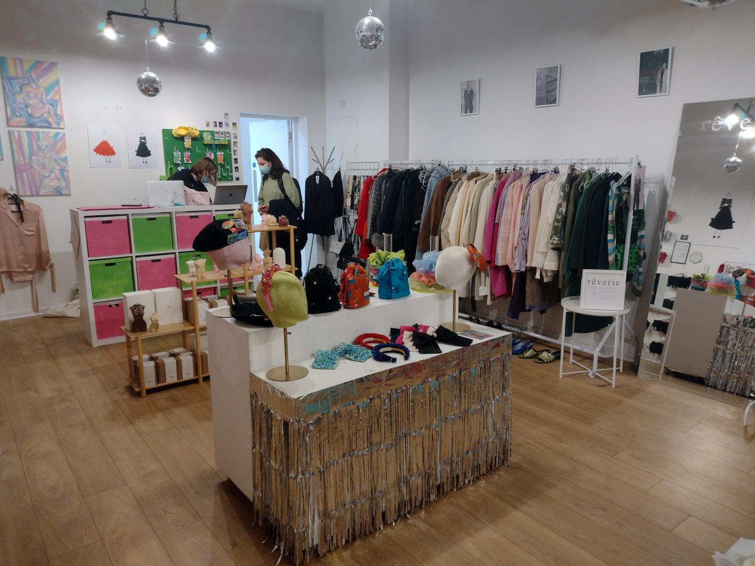 Go—PopUp first pop-up store in Ireland helps female-led fashion ...